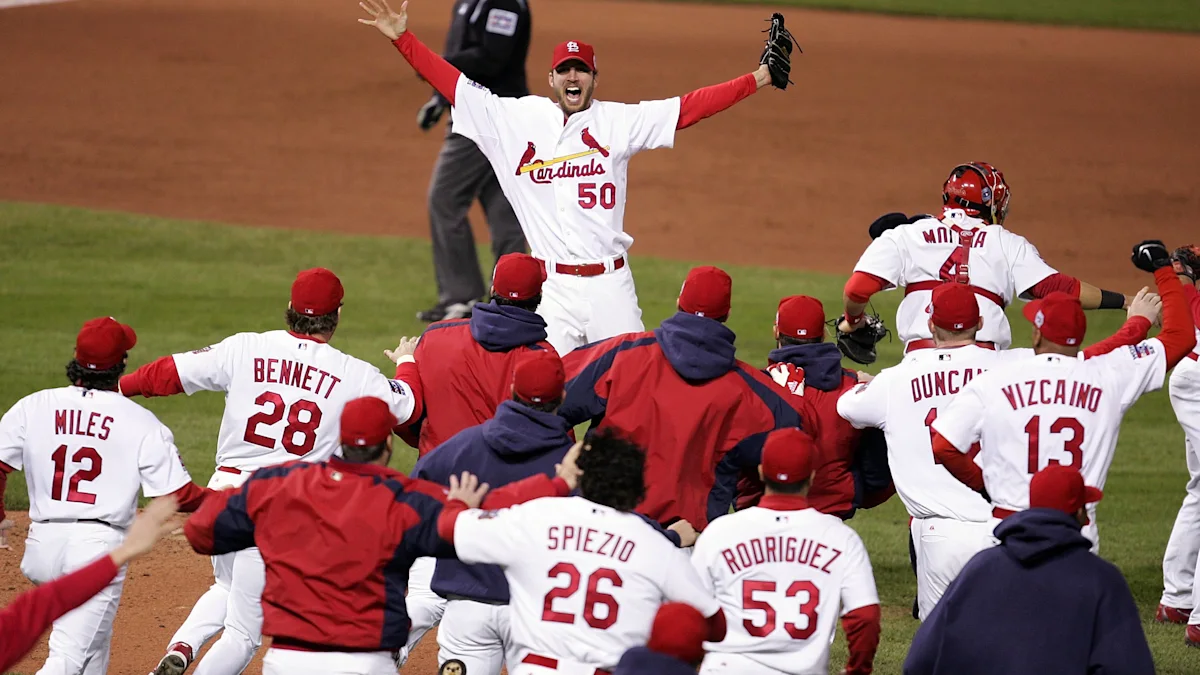 Breaking: Cardinals Fan-Favorite All-Star Declines New Deal, Headed to ...