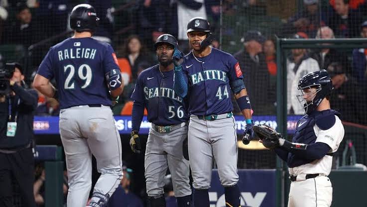 Breaking: Seattle Mariners Officially Cut Ties With Another Top Veteran ...